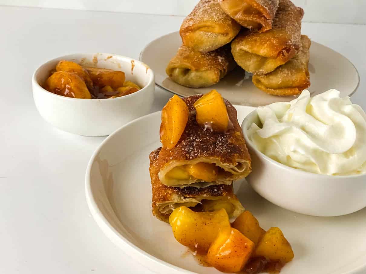 How to Make Peach Cobbler Egg Rolls - Merry About Town